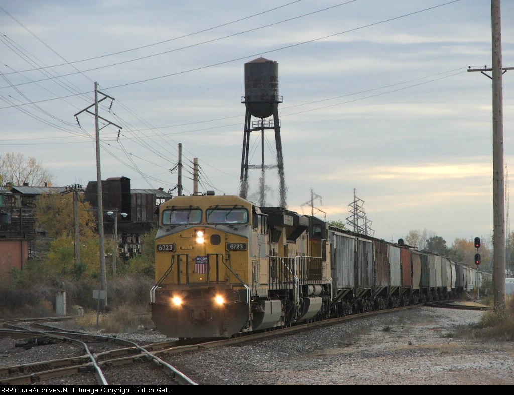 UP 6723 ex CNW OLS